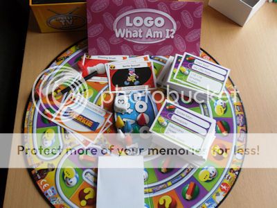 Logo What Am I? Board Game